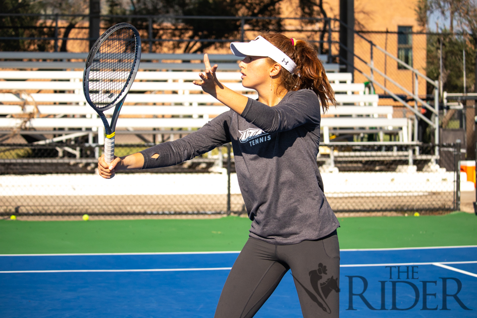 Women’s tennis team reflects on season, so far - The Rider Newspaper
