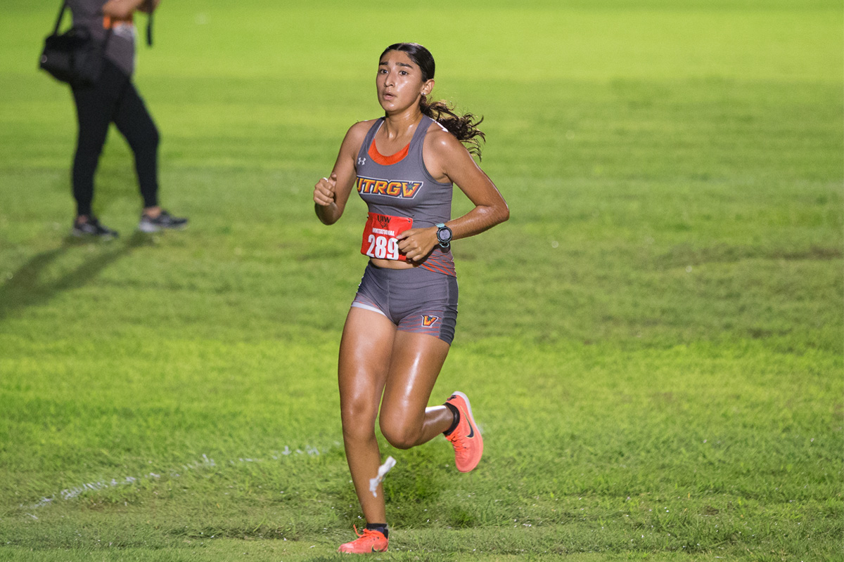 Athlete of the week: Andrea Gallardo - The Rider Newspaper