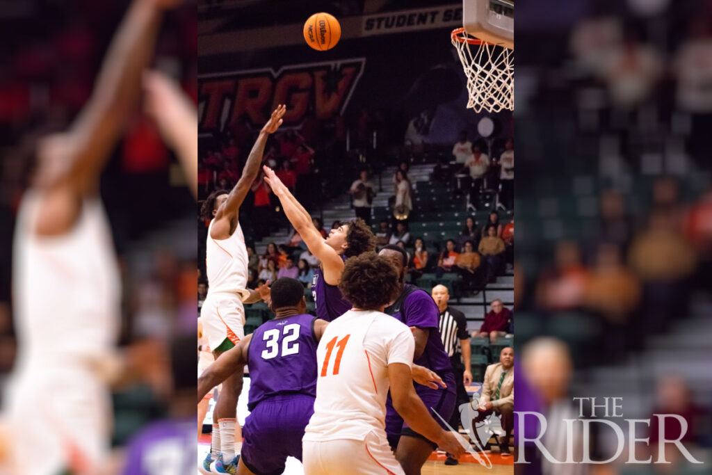 Vaqueros tame Wildcats - The Rider Newspaper