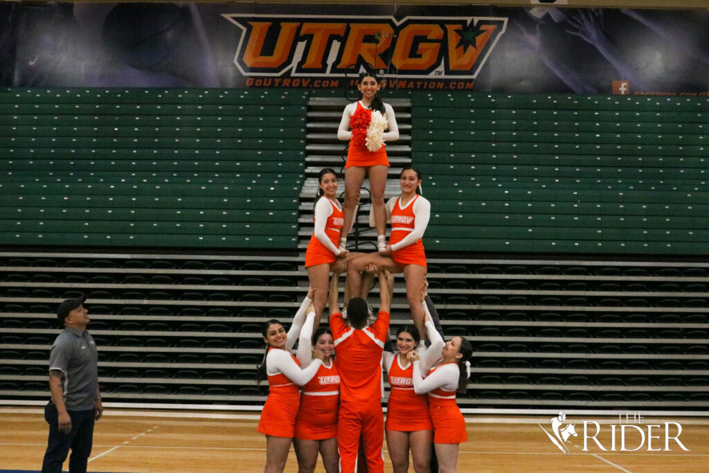 UTRGV cheer and dance teams prepare for the new year - The Rider Newspaper