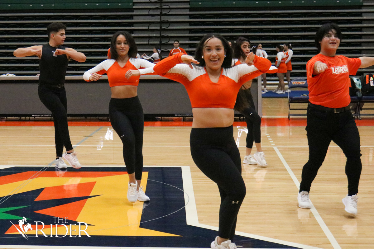 UTRGV cheer and dance teams prepare for the new year - The Rider Newspaper