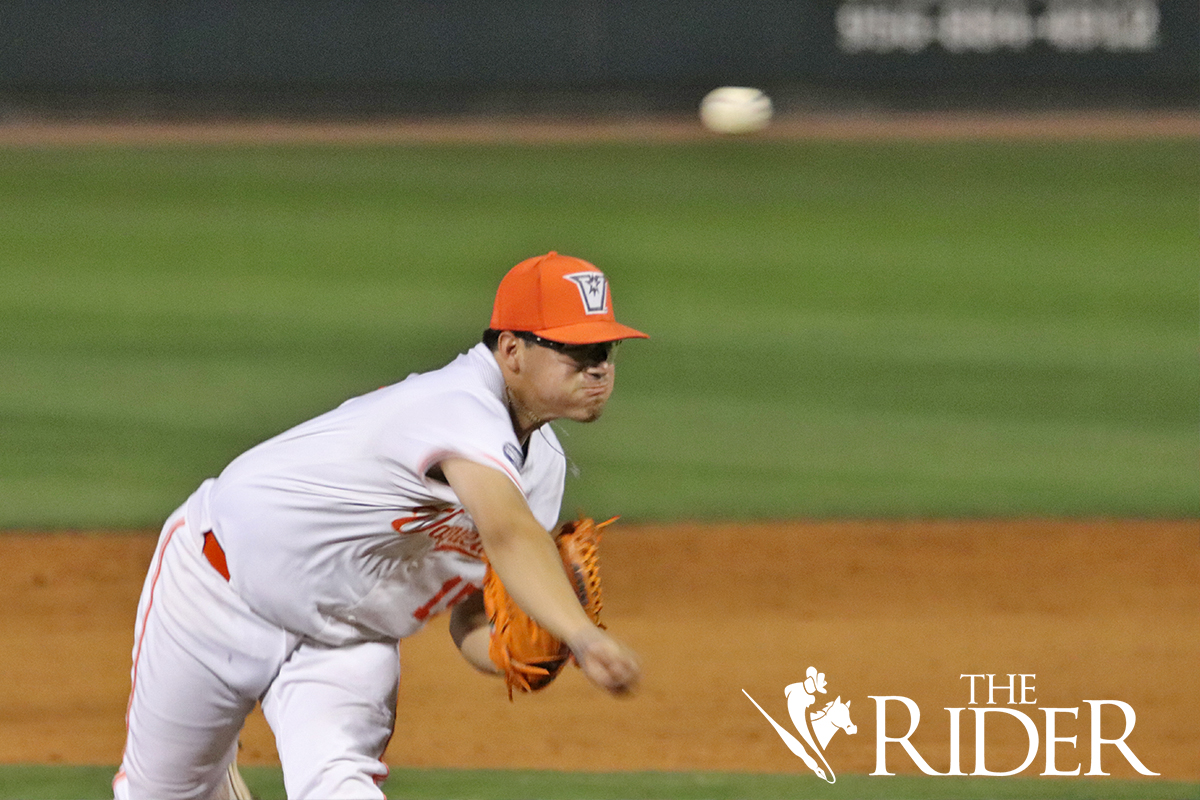Vaqueros drop series opener in extras - The Rider Newspaper